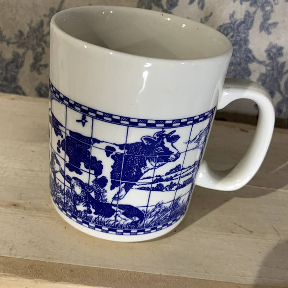 Churchill | Dining | Vintage Churchill Cobalt Blue And White Cows Mug ...